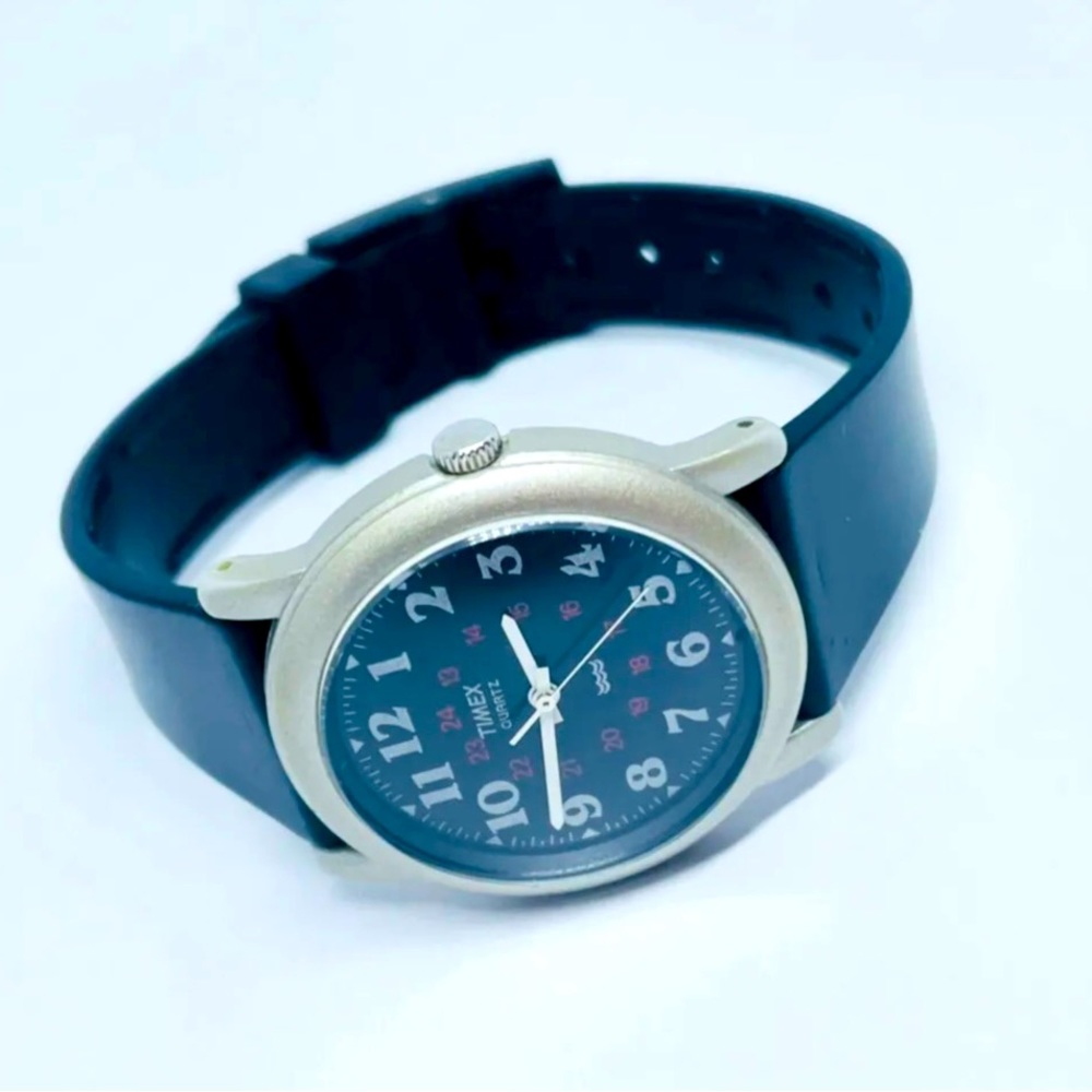 Vintage La Cell Timex Unisex Wristwatch - Gem